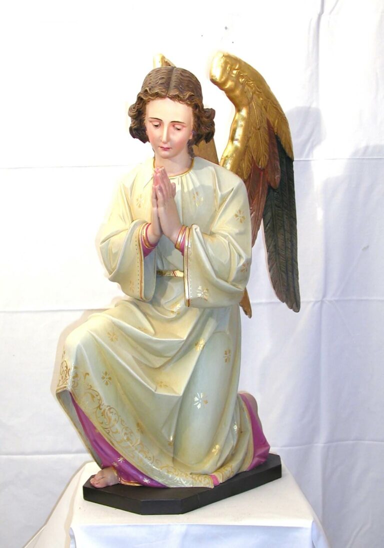 Pictures of adoring angels kneeling in wood - Ferdinand Stuflesser 1875