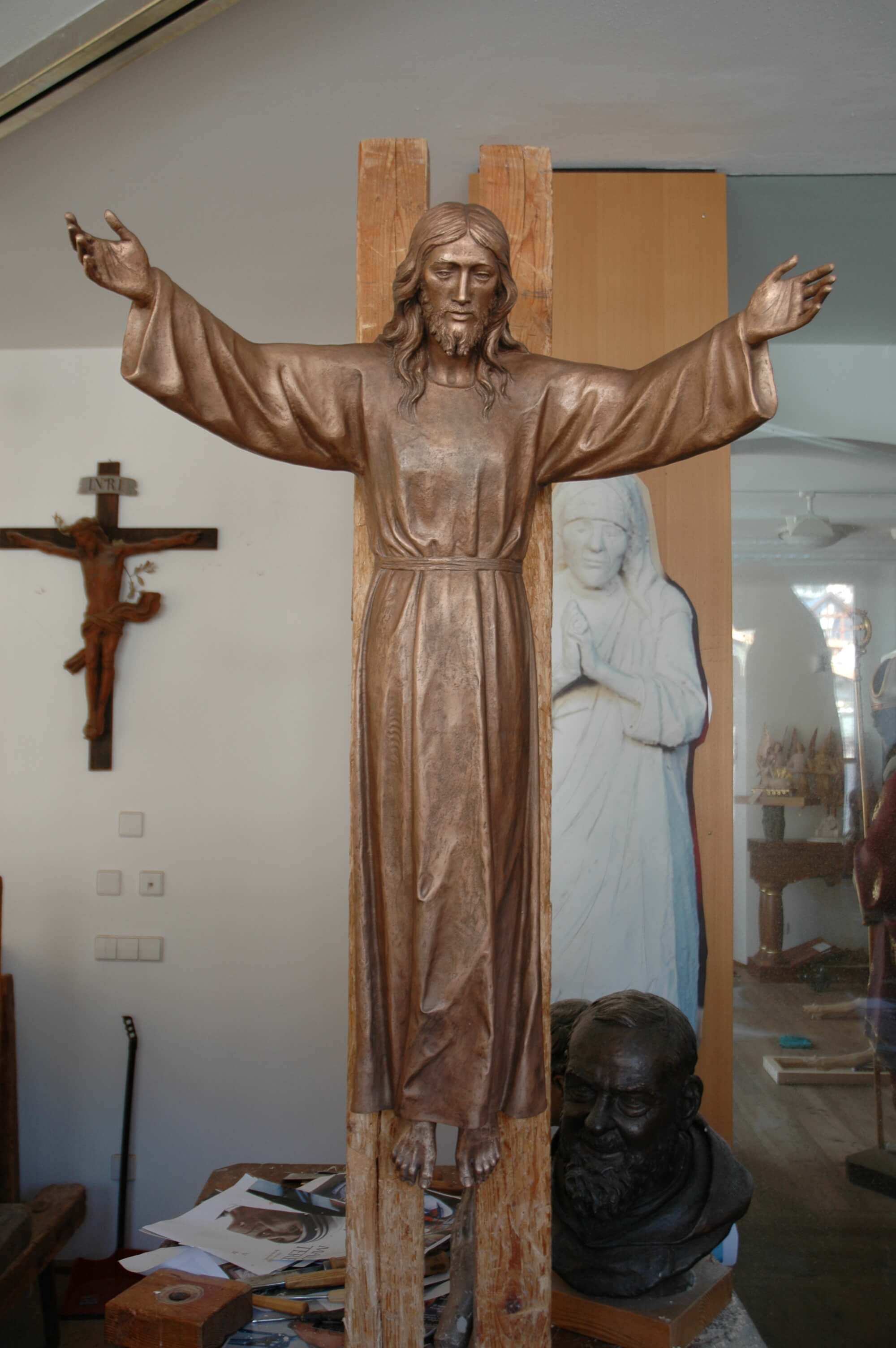Figures of resurrected Christians - first group - Ferdinand Stuflesser 1875