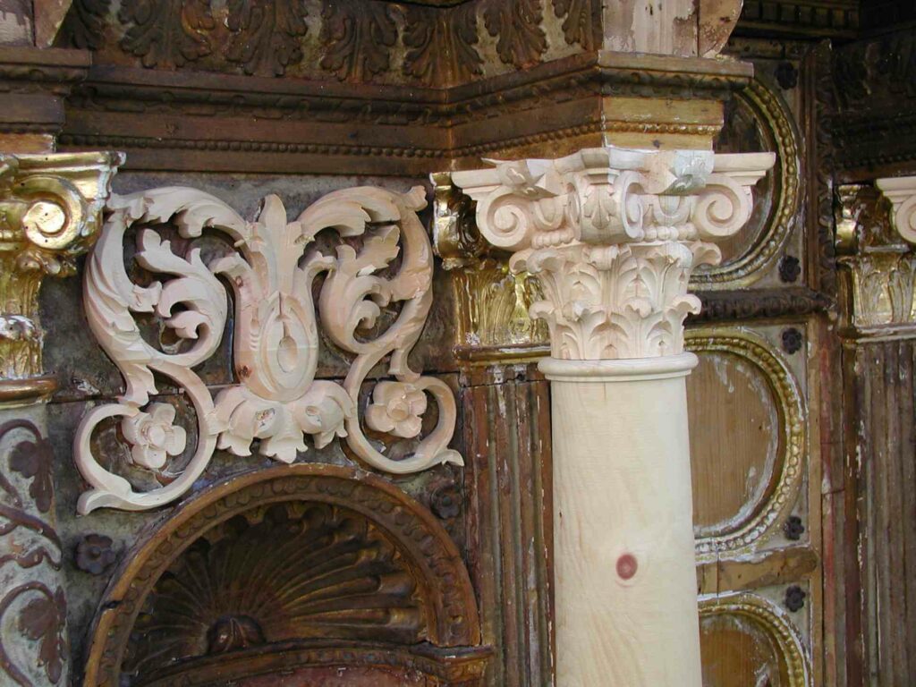 Wooden Altar Restoration - Ferdinand Stuflesser 1875
