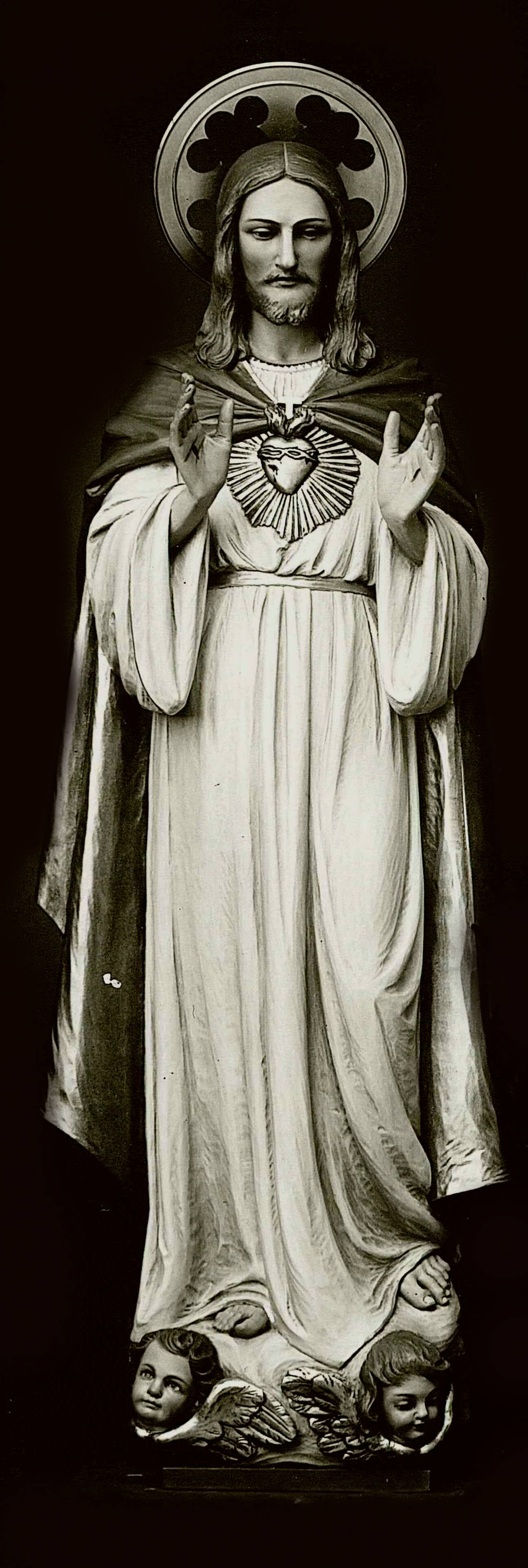 Statues of Jesus Sacred Heart, first part - Ferdinand Stuflesser 1875